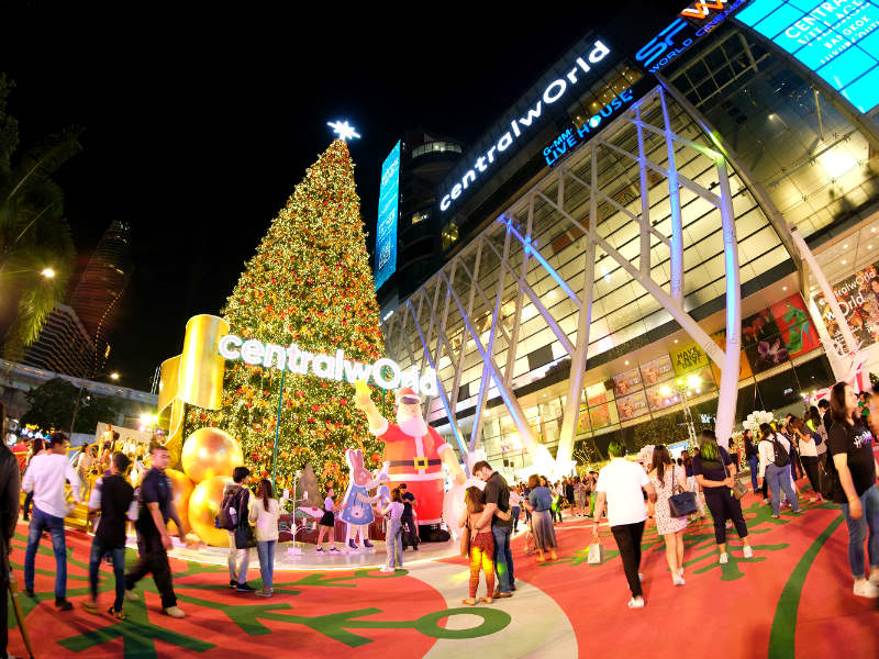 How Asian people celebrate Christmas